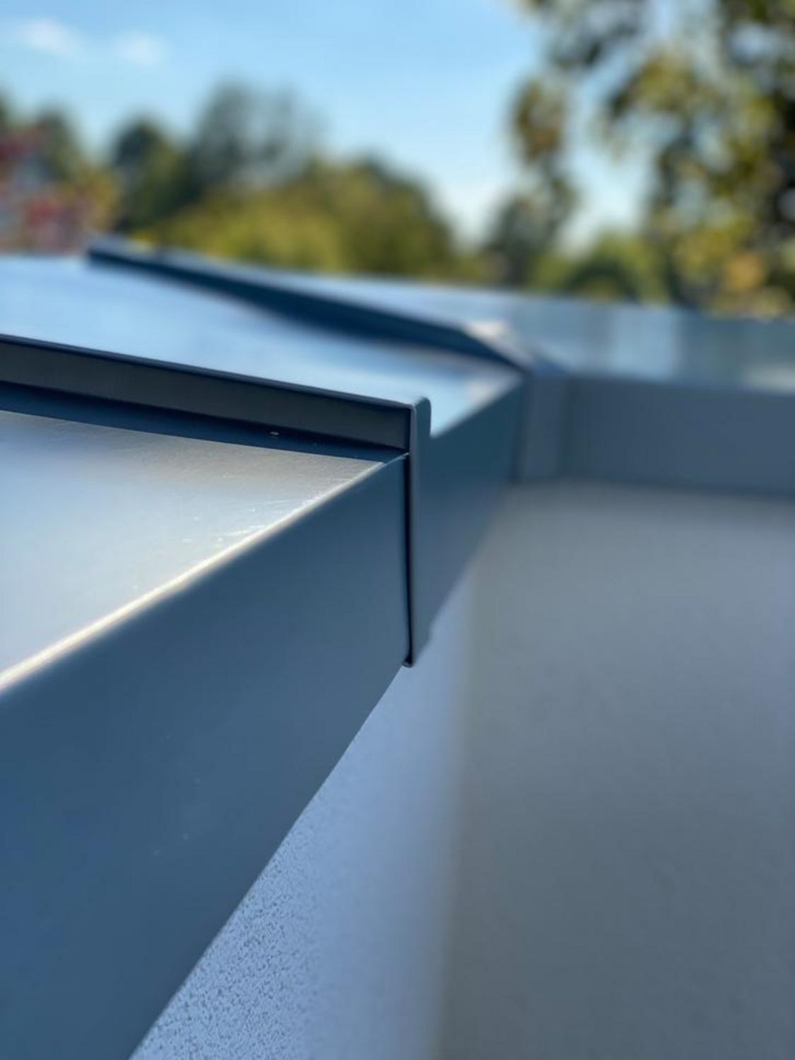 Mauerabdeckungen aus RHEINZINK – schützend und langlebig